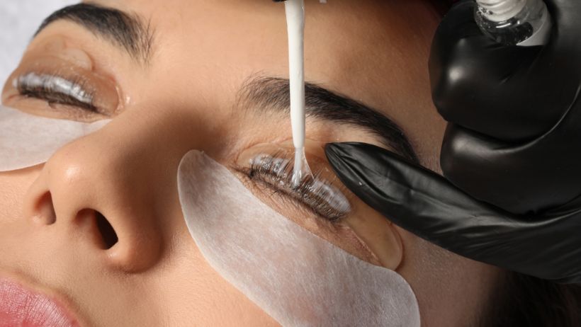 Eyelash Lamination in Dubai: how it's done and what to expect