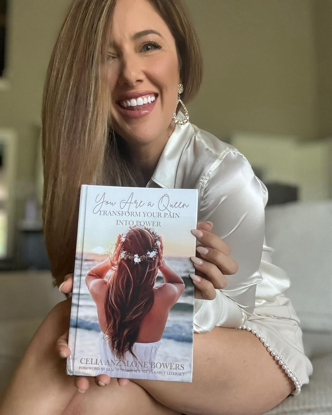 Mrs. Italy World’s Bestselling Book on Resilience, Empowerment, and Healing